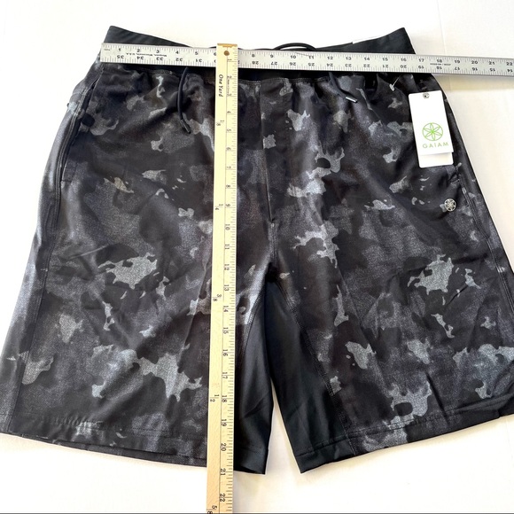 GAIAM | Shorts | Gaiam Mens Yoga Athletic Performance Camo Shorts Slim ...